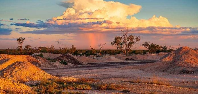 Embark on a quirky Outback adventure with a long weekend in Lightning ...